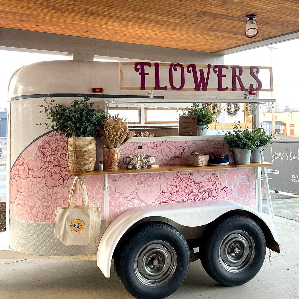 All-around flower trailer - Sweetwater Blooms