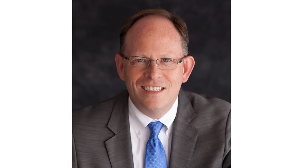 Effectively Manage Your E-mail Accounts - Randall Dean